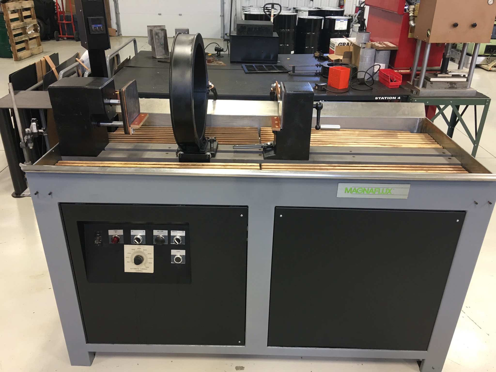 REFURBISHED MAGNAFLUX AC/DC BENCH!