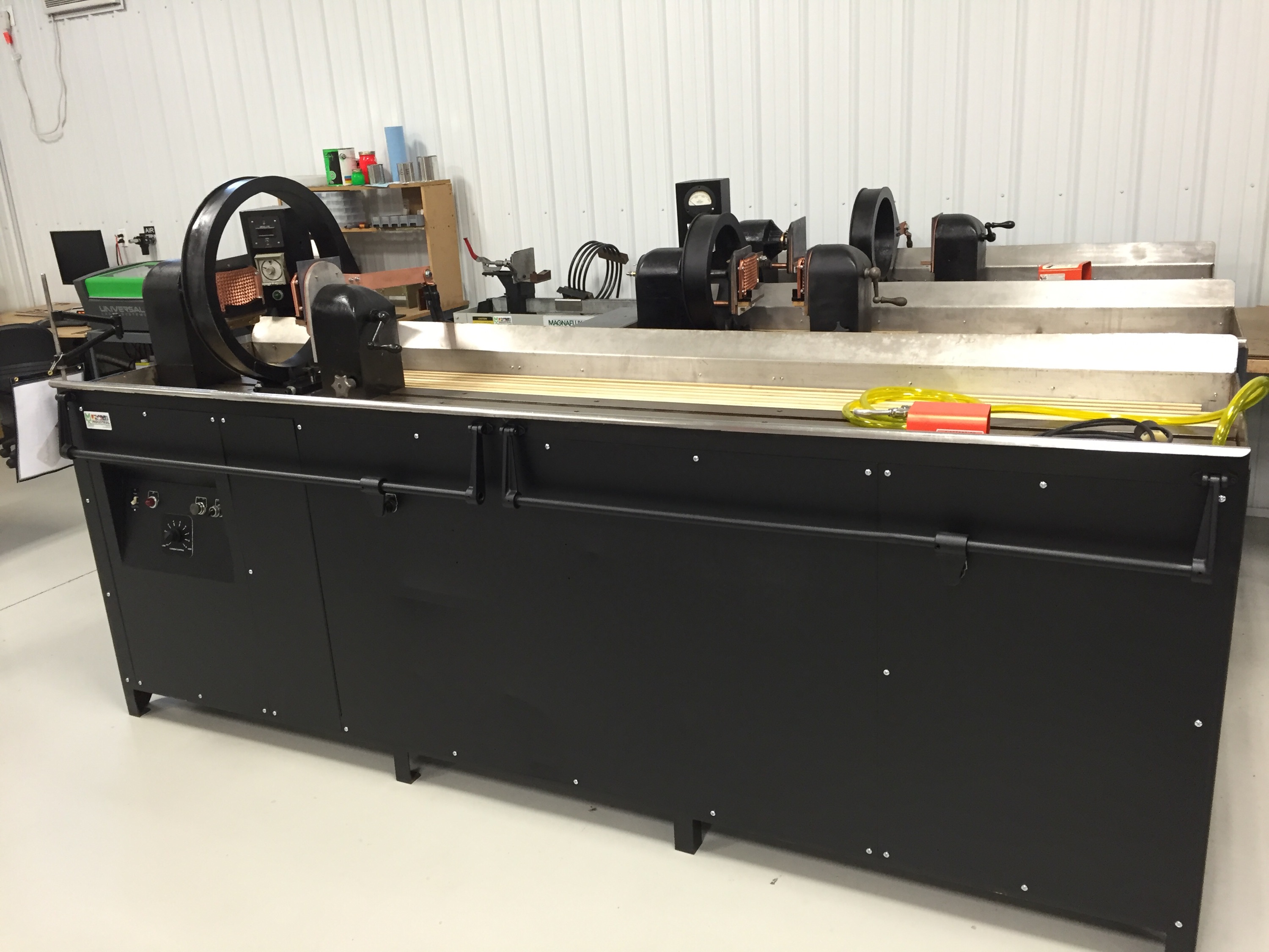 MAGNAFLUX 6000 AMP MAG PARTICLE BENCH